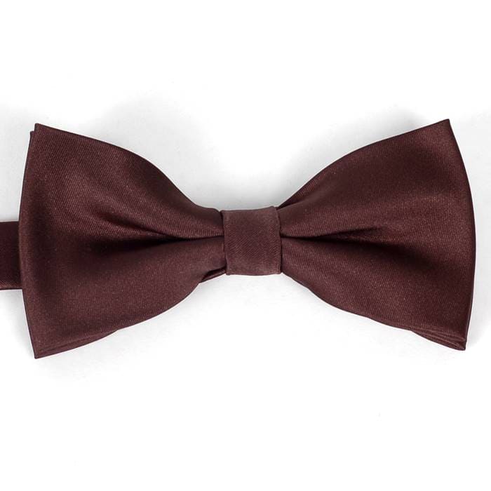 ◎予め形が作られて簡単に着用できる蝶ネクタイ、ボウタイです。 ◎入学式、卒業式、演奏会、パーティーなどお祝いにおすすめの蝶ネクタイです ◎ビジネスやプライベートなど、どんなシーンでも活躍 ◎揃えて置きたいマストハブアイテムにいかがでしょうか...