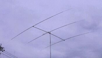 【3エレメント八木】 周波数：21.00MHz〜21.45MHz（fo：21.25MHz） VSWR：1.5以下（fo±150kHz） インピーダンス：50Ω 利得：8.2dBi F/B比：18dB以上 最大入力：300W（SSB）／200...