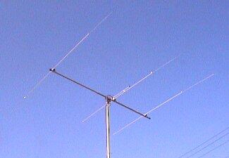 【3エレメント八木】 周波数：50MHz〜54MHz（fo：50.3MHz） VSWR：1.5以下 インピーダンス：50Ω 利得：8.5dBi F/B比：18dB以上 最大入力：300W（SSB/CW）／200W（FM/RTTY） ※Kタイ...