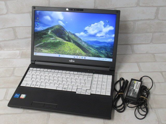 【中古】 富士通 LIFEBOOK A5512/KX 【 Win11 Pro / i5-1235U / 16.0GB / SSD:512GB 】 本体・電源コードの出品となります。 office等のソフト、マイクロソフトアカウント、プロダク...