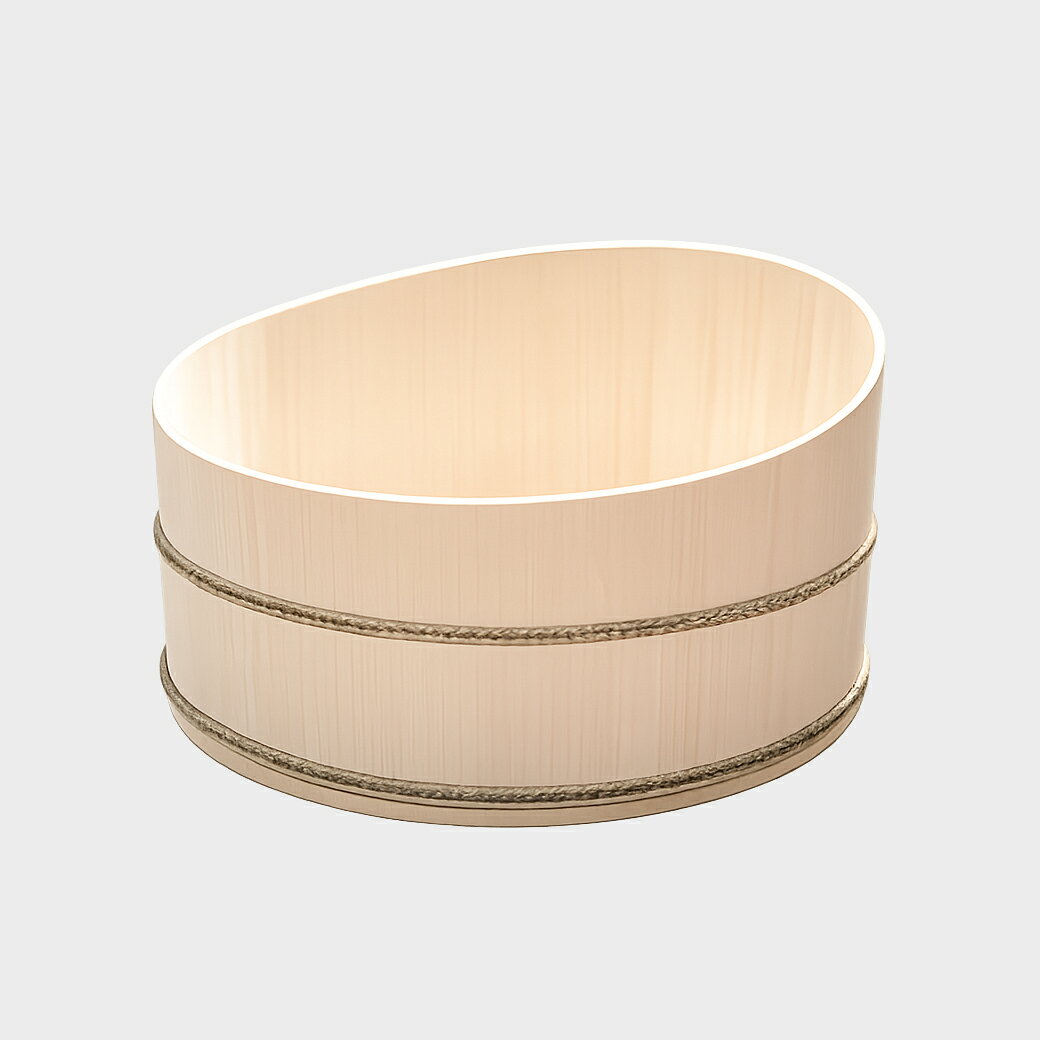 design Hiroki Yoshitomi 吉冨寛基寸法：Φ22×H17cm(最高部分)材質：檜、真鍮made in Japan（Nagano） ＊出荷は平日のみとなります木曽生活研究所・檜桶の職人が作った湯桶 江戸時代の五街道のひとつ...