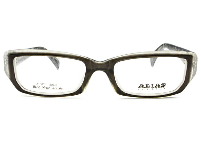 フレーム情報 ■フレームカラー：クリアグレ−ササ ■フレーム材　質：プラスチック ■付属品：アイカフェオリジナルケース ※デモレンズが入った状態ではご使用できませんので、必ず度数ナシ・度数付レンズに入れ替えてご使用ください。 ※こちらの商品...