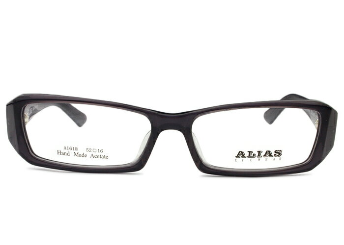 フレーム情報 ■フレームカラー：クリアブラック ■フレーム材　質：プラスチック ■付属品：アイカフェオリジナルケース ※デモレンズが入った状態ではご使用できませんので、必ず度数ナシ・度数付レンズに入れ替えてご使用ください。 ※こちらの商品は...