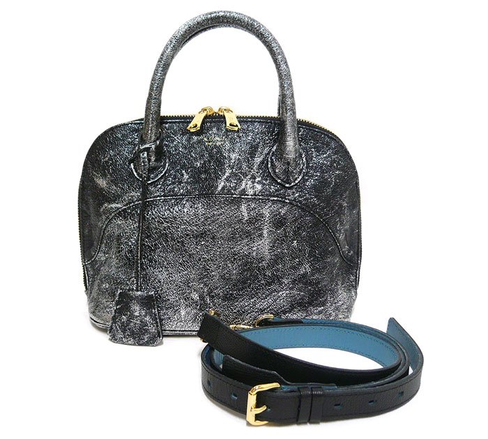 商品名 良品/A.D.M.J. /アクセソワ ドゥ マドモワゼル/ラムレザー 2way ハンドバッグ ショルダーバッグ/羊革 メタリック ブラック×シルバー系 黒系 タグ/保存袋あり/ON4612 管理番号 PDYG7628BOUC 詳細 ...