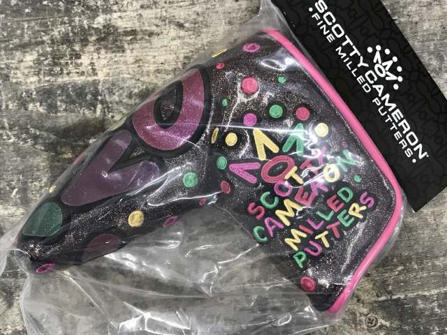 商品詳細 種別 コモノ メーカー その他 商品名 S.キャメロン Carnival Crown 定価 0 状態 中古 その他コメント 未使用品●スコッティキャメロン　マルディグラカーニバルクラウン●