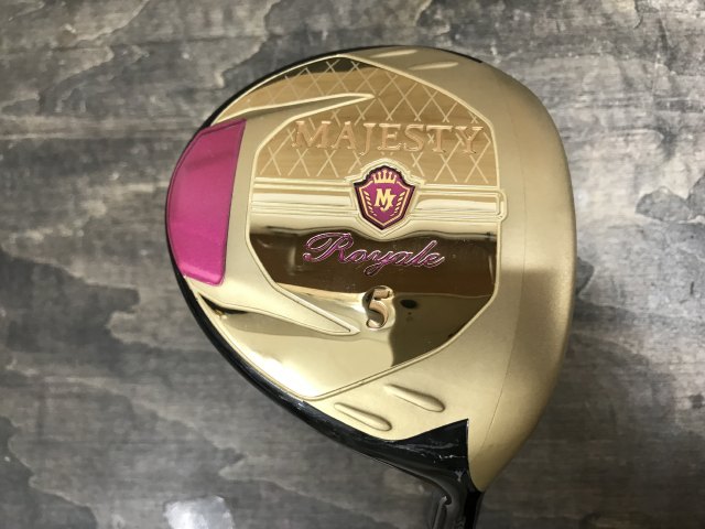 商品詳細 種別 レディースフェアウェイウッド モデル マジェスティRoyale 2023 フレックス L 本数 1 長さ 41.5 ライ角 58.5 キックポイント 先調子 ヘッド体積 170 メーカー マジェスティゴルフ(マルマン) シャ...