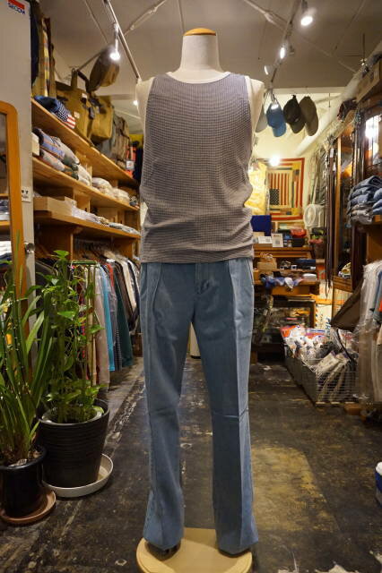 ■商品の基本的な情報について ━━━━━━━━━━━━━━━━ 素材 58％COTTON　38％POLYESTER　　4%POLYURETHANE サイズ M 着丈62cm 身幅45cm 肩幅32cm L 着丈64cm 身幅46cm 肩幅3...