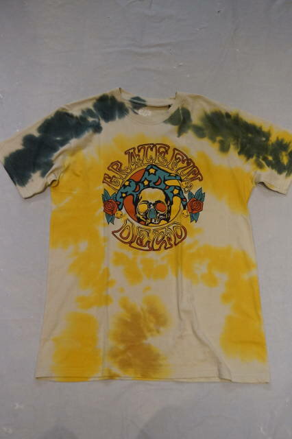 ■商品の基本的な情報について ━━━━━━━━━━━━━━━━ 素材 60％　COTTON　(recycle)40％　POLYESTER　(recycle) サイズ M 着丈68cm 身幅52cm 袖丈18cm 肩幅46cm L 着丈72c...