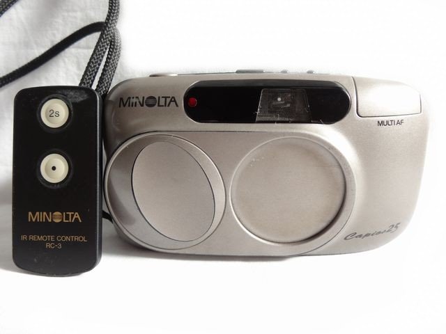 【コメント】：動作確認済みですが電池は入っておりません。ご使用の際は画像の電池（CR123A）のご用意お願いします。 【サイズ】：約12×6.5cm 【カラー】：グレー系 【付属品】：画像のケース 【ランクAB】動作確認済みです。シャッター...