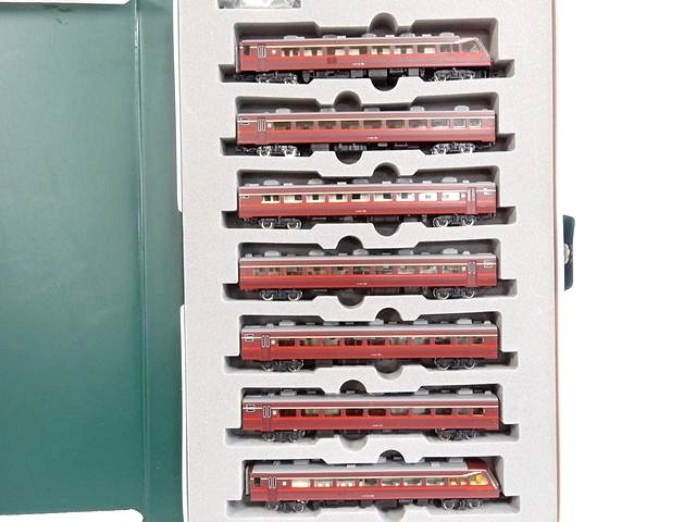 【コメント】：動作未確認です。 【サイズ】：全長約14cm 【付属品】：専用の箱（外箱傷みあり） 【ランクAB】：全体的に目立つ欠点はありませんが、多少のキズや汚れはある物としてお考え下さい。 【USED品】 当店は3人以上の現役鑑定士が鑑...