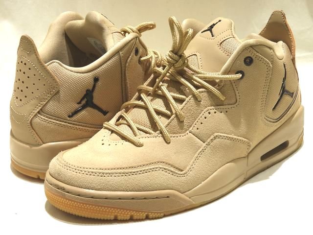 【サイズ】：表記26.5（ワイズ約10.5cm、アウトソール約29cm） 【カラー】：ベージュ系 【型番】：AT0057-200 【付属品】：特にございません。 【ランクA】：多少の小傷、薄汚れ程度ございますが中古としましては非常に綺麗な状...