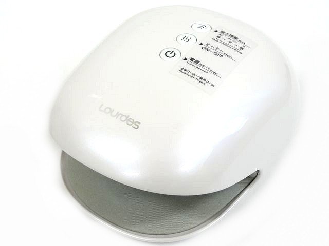【サイズ】： 16×18．5cm　 【カラー】：ホワイト 【付属品】：特にありません 【ランクAB】：動作確認済みです。本体の表面に小さな傷はありますが、その他目立つ難点はありません。 当店は3人以上の現役鑑定士が鑑定済みで全て本物です 参...