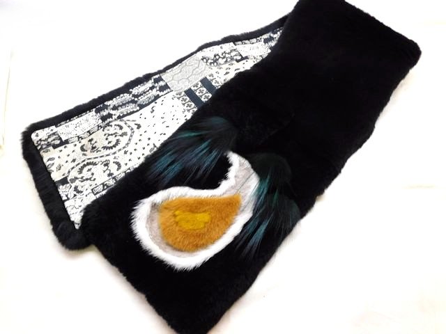 【サイズ】：約97×18cm 【メイン素材】：ラビット 【カラー】：ブラック系 【付属品】：画像の箱・外されたタグ 【ランクA】：タグは外されております。状態は美品です。 当店は3人以上の現役鑑定士が鑑定済みで全て本物です 参考上代は輸入小...