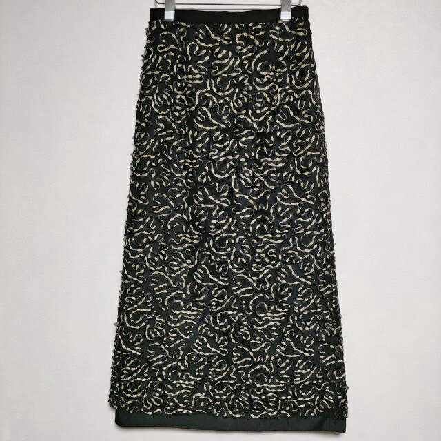 L235937-191950823-59 商品説明 ブランド IENA SLOBE アイテム ロングスカート Fancy Iラインスカート 定価15400円 カラー ブラック ゴールド※色は実物を見て判断したものを記載しております。発売時の...