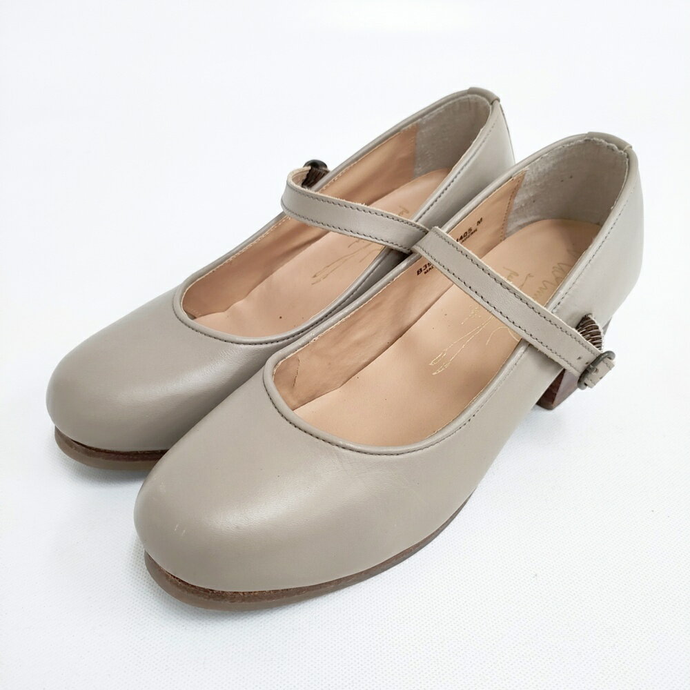 L254221-93008-29 商品説明 ブランド harmonie par conges payes アルモニーパーコンジェペイエ アイテム パンプス ストラップヒールパンプス サイズM カラー ベージュ※色は実物を見て判断したものを記...