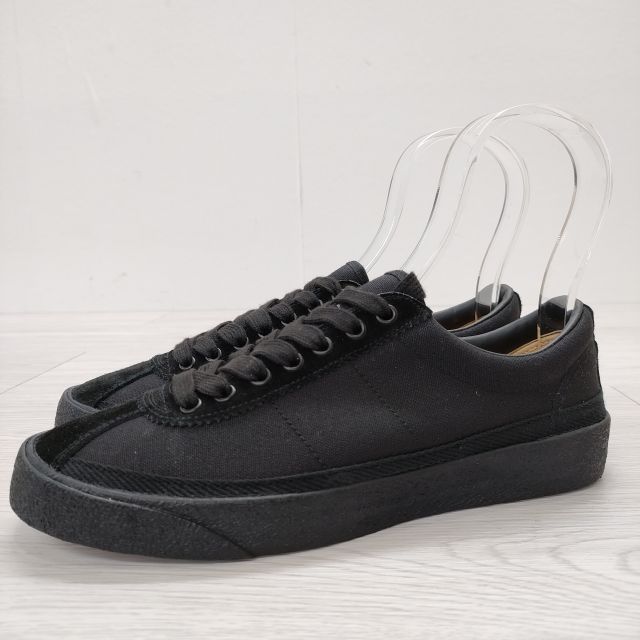 L221500-929008-69 商品説明 ブランド PRAS アイテム スニーカー 新品 B.R.N サイズ22.0cm ローカット カラー ブラック※色は実物を見て判断したものを記載しております。発売時のカラー展開は把握しておりません...