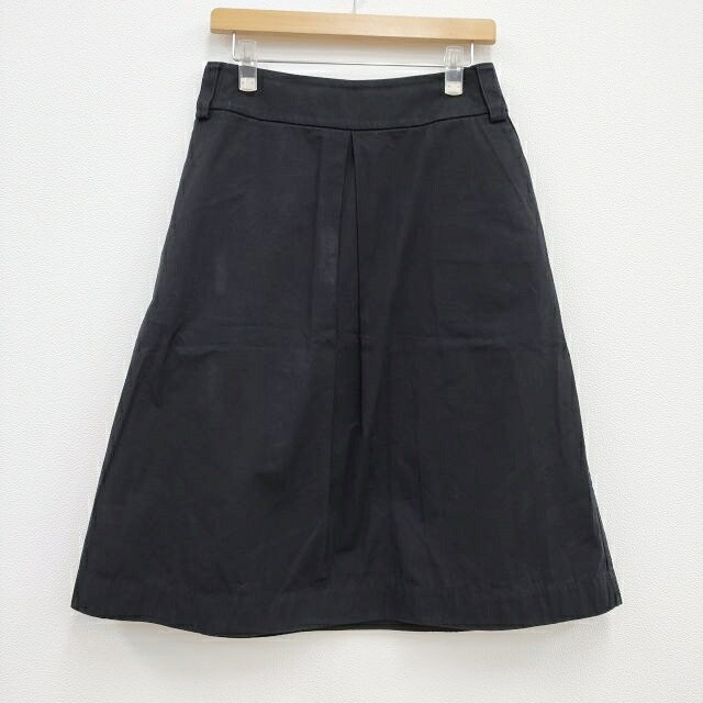 L215635-913008-59 商品説明 ブランド MARGARET HOWELL アイテム スカート HIGH DENSE COTTON TWILL 578-0132601 定価32000円 カラー ブラック※色は実物を見て判断したも...