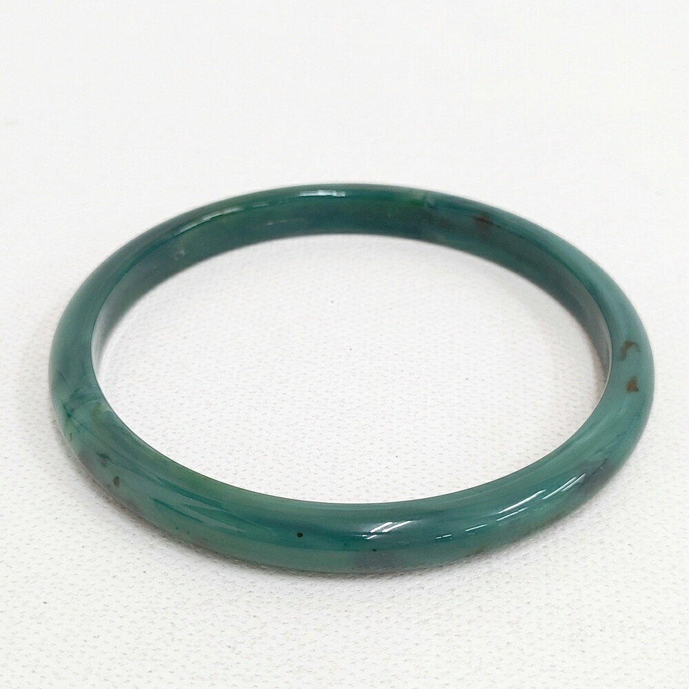 L289820-92608-19 商品説明 ブランド WAEKURA ワエクラ アイテム バングル ブレスレット カラー ミドリ※色は実物を見て判断したものを記載しております。発売時のカラー展開は把握しておりませんので、メーカー公式のカラー...