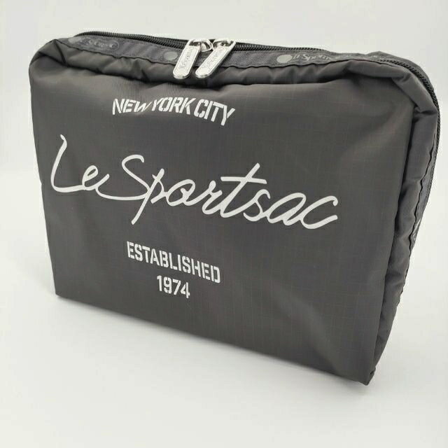 L285056-96008-39 商品説明 ブランド LeSportsac アイテム ポーチ EXTRA LARGE RECTANGULAR COSMETIC 小物入れ コスメ カラー ブラック※色は実物を見て判断したものを記載しております...