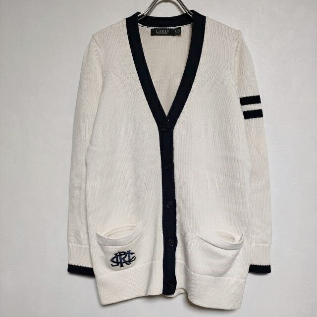 L241003-930008-99 商品説明 ブランド RALPH LAUREN アイテム カーディガン LAUREN RALPH LAUREN レタード スクール カラー オフホワイト※色は実物を見て判断したものを記載しております。発売時...