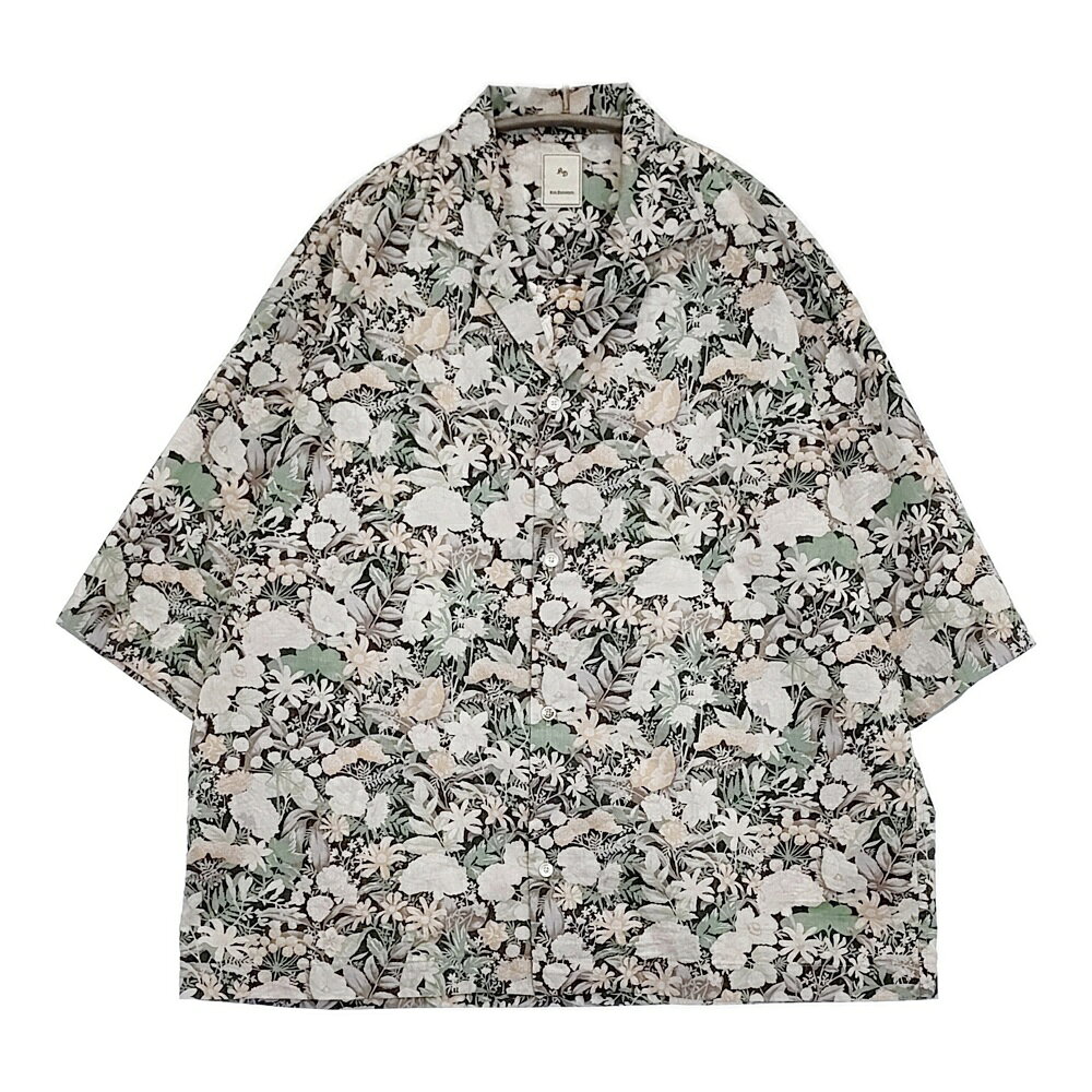 M100386-918208-69 商品説明 ブランド KICS DOCUMENT. アイテム 半袖シャツ BOTANICAL PRINT H/S SHIRT ボタニカルプリントハーフスリーブシャツ カラー マルチカラー※色は実物を見て判断...