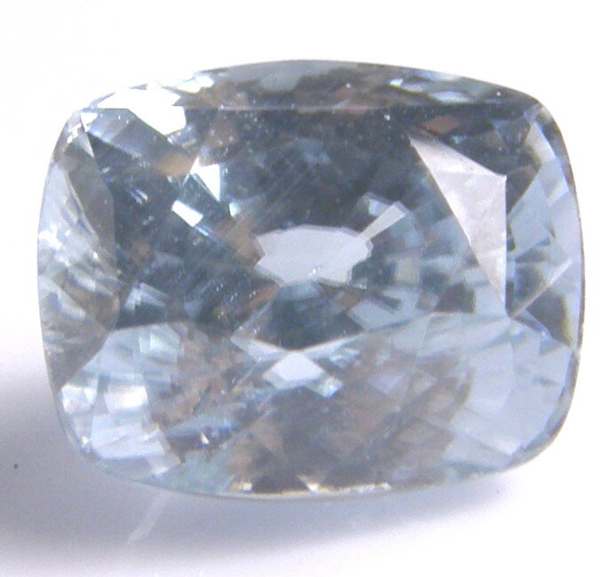 宝石名 天然ブルージルコン 産地 ミャンマー産 重さ 5.66ct サイズ 9.8x8.1x6.7ミリ 色 スモーキーブルー色 商品説明 ナチュラルカラー　スモーキーブルーカラージルコン アイクリーン。 発送 簡易書留郵便も対応しています。...