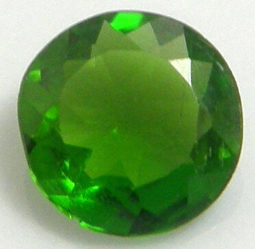 宝石名 天然クロムダイオプサイト 産地 アフリカ産 重さ 0.29ct サイズ 4.9x4.9x1.9ミリ 色 グリーン色 商品説明 クロムダイオプサイト アイクリーン。 発送 簡易書留郵便も対応しています。重さにより価格変わります。基本430円