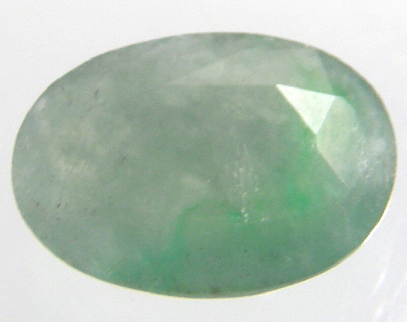 宝石名 天然石 翡翠 産地 ミャンマー産 重さ 2.17ct サイズ 10.7x7.7x3.3ミリ 色 緑色 商品説明 オーバルファセットカット 天然硬玉翡翠 染め含侵無しナチュラルカラー。 発送 簡易書留郵便も対応しています。重さにより価...