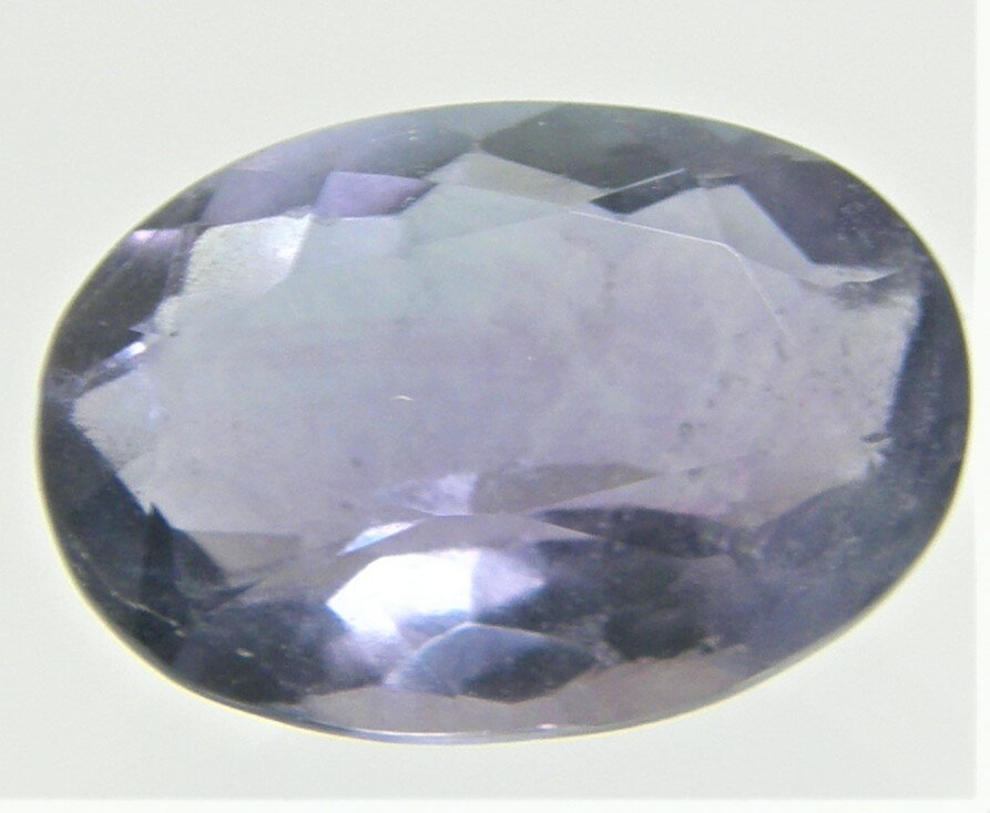 宝石名 天然 カラーチェンジフローライト 産地 ・・・産 重さ 3．14ct サイズ 11．1x7．7x5．2ミリ 色 　ブルーパープル色～レディッシュピンンク変色 商品説明 　ブルー系フローライト　変色効果あります。 発送 簡易書留郵便も...