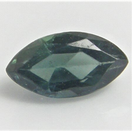 宝石名 天然　ブルーグリーンサファイア 産地 　アフリカ産 重さ 　0．58ct サイズ 　6．8x3．7x3．8ミリ 色 　ブルーグリーン色 商品説明 　マーキスカット　ブルーグリーンカラーサファイア。 発送 簡易書留郵便も対応しています...