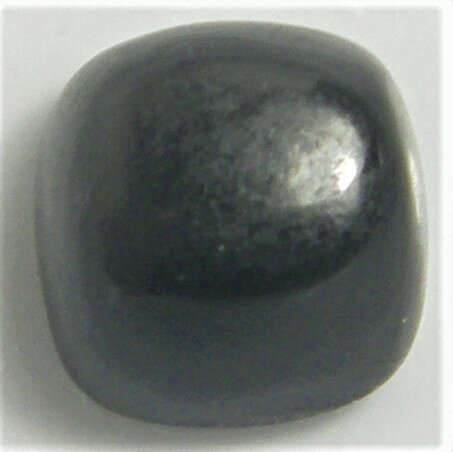 宝石名 天然　スピネル 産地 　ミャンマー産 重さ 　4．55ct サイズ 　8．6x8．1x5．8ミリ 色 　ダークパープル色 商品説明 　見た目は黒色のパープルスピネル　ペンライトを光を当てパープル確認。 発送 簡易書留郵便も対応してい...