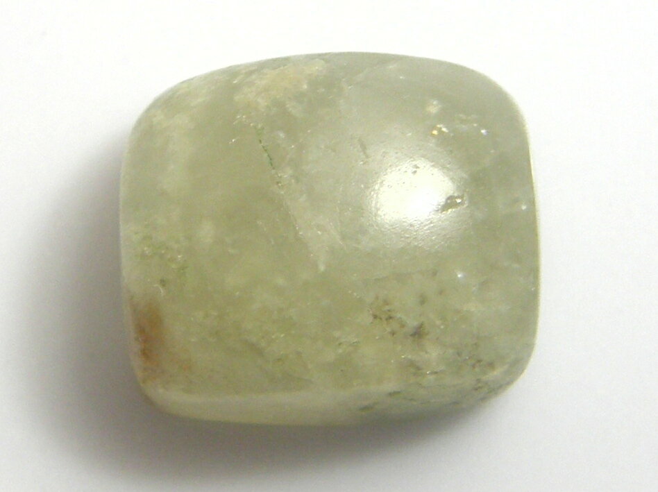 宝石名 天然 　グリーンガーネット 産地 　マリ産 重さ 　9．89ct サイズ 　10．8x9．3x7．6ミリ 色 　ライトグリーン色 商品説明 　ライトグリーンカラー　グロッシュラーガーネット　他の鉱物入りカボッションカット　小あり　。...