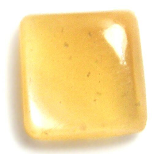 宝石名 　天然石　オレンジムーンストーン 産地 インド産 重さ 　0．95ct サイズ 6．4x6．2x2．6ミリ 色 オレンジ色 商品説明 　スクエアー　ゴマ入りオレンジムーンストーン。 発送 簡易書留郵便も対応しています。重さにより価格...