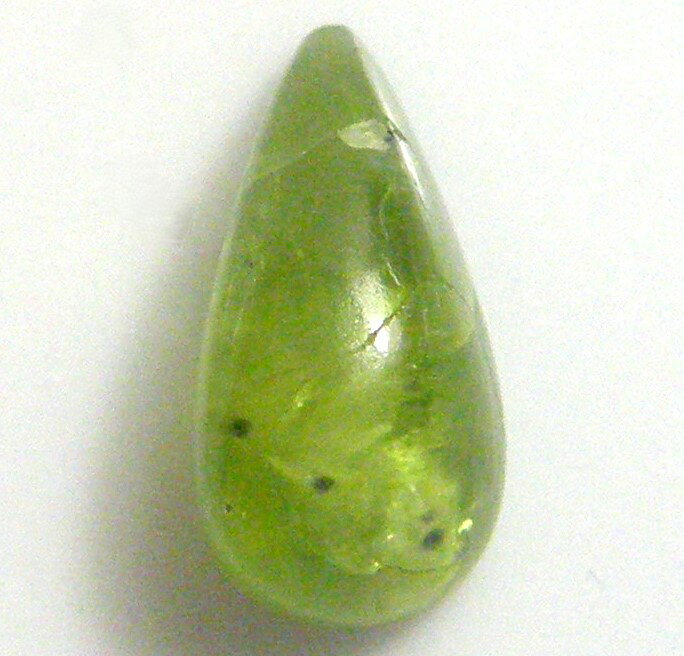 宝石名 天然　ペリドット 産地 　・・・産 重さ 　3．19ct サイズ 　11．1x5．8x5．8ミリ　 色 　グリーン色 商品説明 　ペアシェイプカボションカット　透明度と色良いカン「キズ」多く。 発送 簡易書留郵便も対応しています。重...