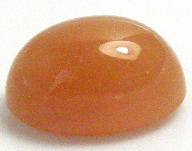宝石名 天然　オレンジムーンストーン 産地 　インド産 重さ 　3ct サイズ 　10．2x8．1x5．1ミリ 色 　オレンジ色 商品説明 　濃いオレンジカラームーンストーン。 発送 簡易書留郵便も対応しています。重さにより価格変わります。