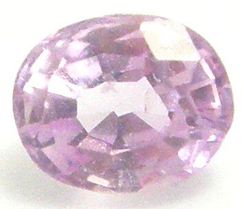 宝石名 天然　ピンクサファイア 産地 　スリランカ産 重さ 　0．57ct サイズ 5．1x4．2x3．2ミリ 色 　ピンク色 商品説明 　この天然ピンクサファイアは、0.57カラットの美しい輝きを持っています。アイクリーンで、透明感があり...