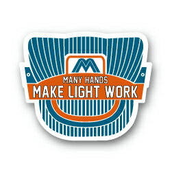 意味：手が多ければ仕事が楽 SIZE:W6.4 H5.3cm 屋外使用OK！耐水性のあるステッカーです。 白色のビニール素材に印刷されています。 バイクやメットはもちろん、ケータイ、車、楽器、ボード、冷蔵庫、自転車、 スーツケース、マグカッ...