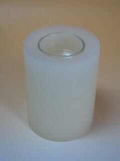 ティーライトキャンドルを入れて使えるキャンドルホルダーそのままでも別途スタンドに乗せても♪サイズ Φ75×H100　　　　in/Φ40材質 ガラス、ロウcode ER/120120220※製造途中での工程で気泡跡がある場合がありますが、不良...