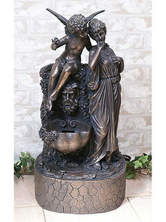 クラシックでロマンチックなミニサイズの噴水です。お庭や玄関先などのインテリアに♪サイズ W310×D260×H640材質 樹脂カラー ブラウンこちらの商品はメーカーより直送となりますので代引きのお支払い方法がお使いになれません。又、雑貨類と...