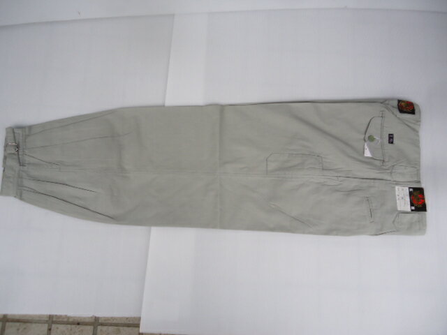 ★巨龍！！ワンタックロングニッカズボン 綿100％ NO-6200-1 アースグリーン（C-14)。 ★当店通常販売価格　　6600円（消費税込み価格)。 ★仕様素材は、 ★綿　　　　　100%。 ★薄生地　綿100％の夏向きのロングニッカ...