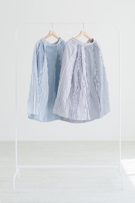 商品説明製造国JAPANブランド KELENサイズ レディースSサイズ（ ウエスト約64cm(ゴム付き) , 総丈約73cm ）モデル身長160cm 素材-注意 写真はイメージです。実際の色合いは商品詳細画像でご確認下さい。 ディスプレイや...