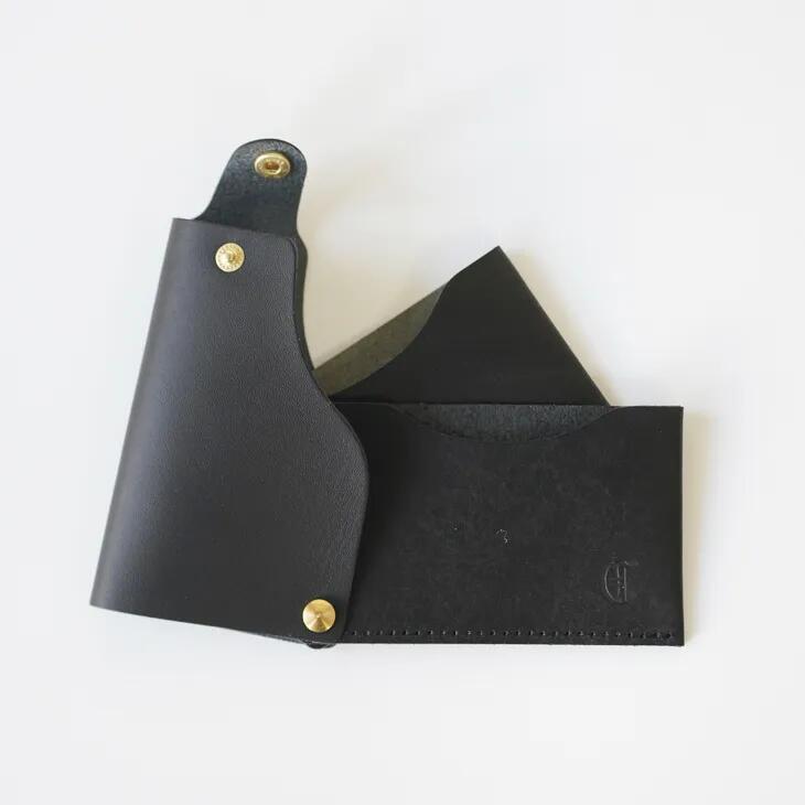 CLEDRAN (クレドラン)ARCH 2 LAYERS CARD CASE (black/brown)カードケース 名刺ケース ICカード入れ カウレザー 2層のレイヤーで収納できるミニマルなカードケース。 クレジットカード、ICカード、...