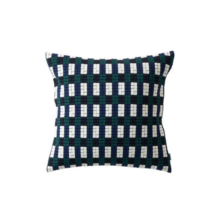TRICOTE (トリコテ)CHECKED PIXEL KNIT CUSHION COVER (green)クッションカバー リビング シンプル トリコテ 凹凸編みを利用しピクセルニットクッションカバー。 サイズ違いのチェック柄がシンプルな...
