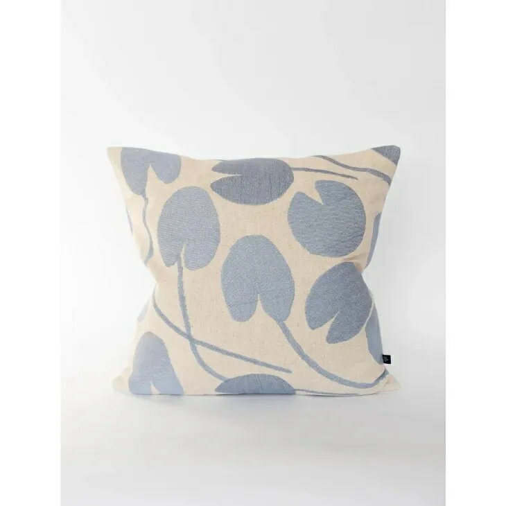 FINE LITTLE DAYWATER LILIES EMBROIDERED CUSHION COVER - BLUE (no.1767)48x48cm クッションカバー 人気のWATER LILIESテキスタイルのリネンベースのクッショ...