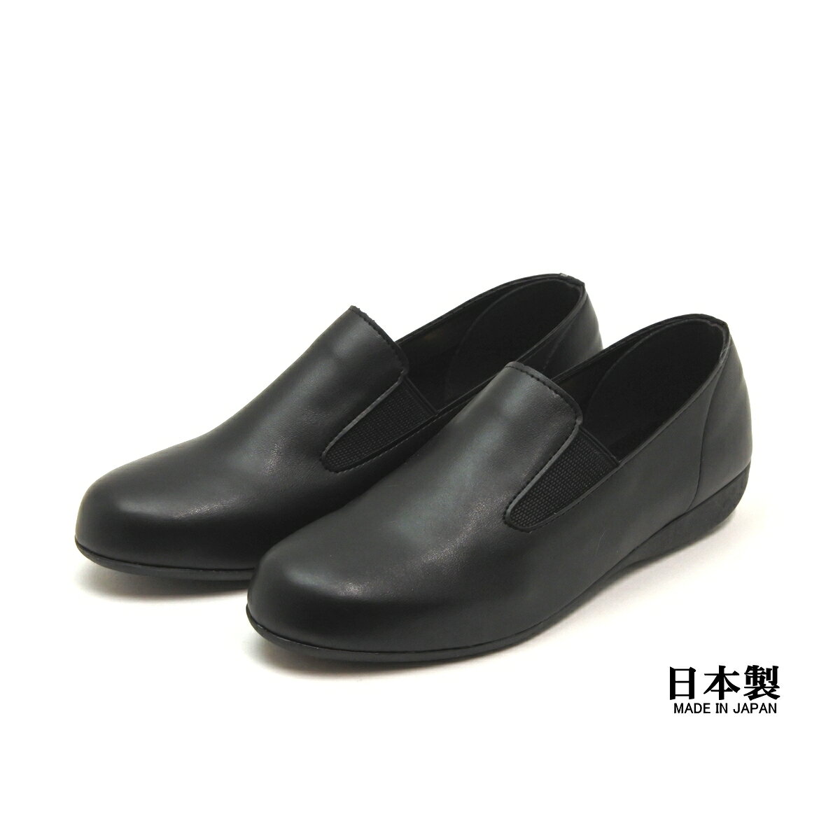 ■カラー：ブラック（黒） ■アッパー素材：合成皮革 ■底素材：合成底 ■生産国：日本（MADE IN JAPAN） ■重さ：片足約140g ■ワイズ：EEEE（4E） ■幅：広め ■サイズ感：普通 ■ヒールの高さ：約2cm [数値は23.5...