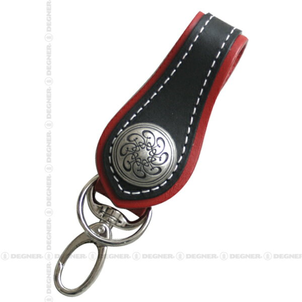 DEGNER/デグナー キーホルダー ブラック/レッドフチカラー：ブラック/レッドフチ素材：Cow(牛革)サイズ：縦12×横3.6（cm）※金具込付属品： -メーカー品番：K-18-BKRD☆二枚重ねとステッチが目を引く☆大事な鍵を付けてお...