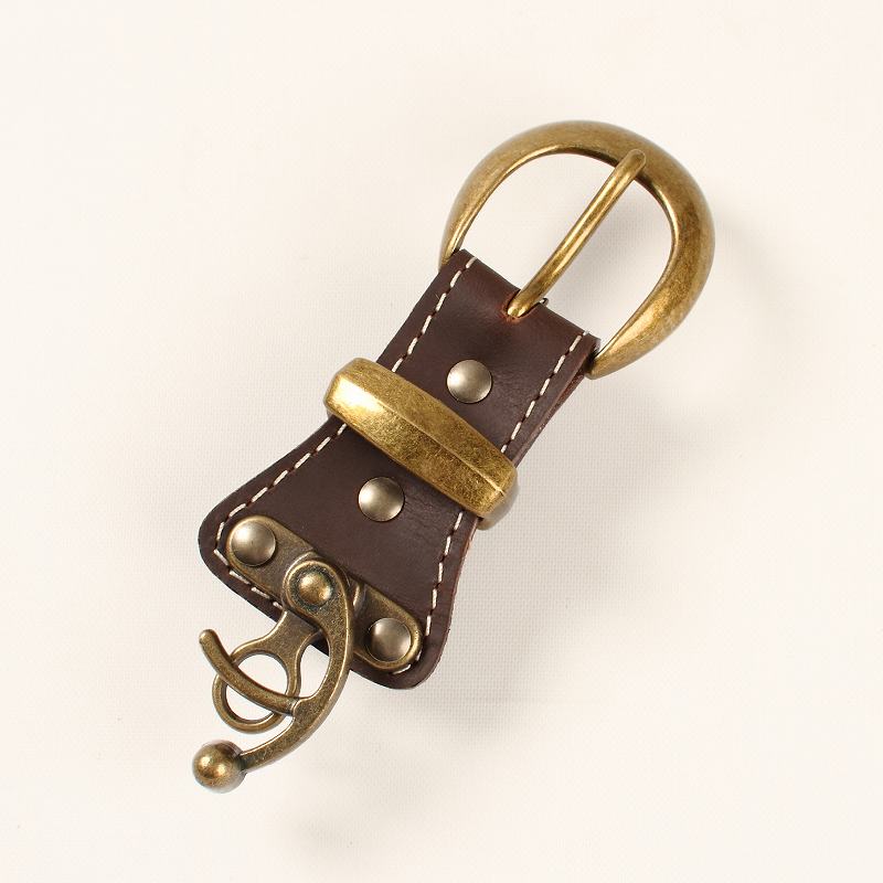DEGNER/デグナー SB-35IN用ワンタッチ金具バックルカラー：ダークブラウン素材：牛革サイズ： -メーカー品番：sbp-3-dbr　／　SB-35IN用 ※受け側は付属しません※取扱い等、注意事項▼経年変化やご使用による製品の劣化・...