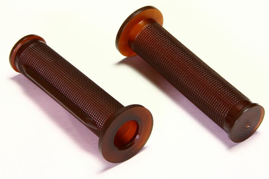 メーカー品番：01617/A-PJANコード：4548916783304アリートariete Heritage Roadグリップ Tommaselli ブラウン／MEDIUM／非貫通備考：商品の性質上、表記寸法と若干異なる場合がございます。...