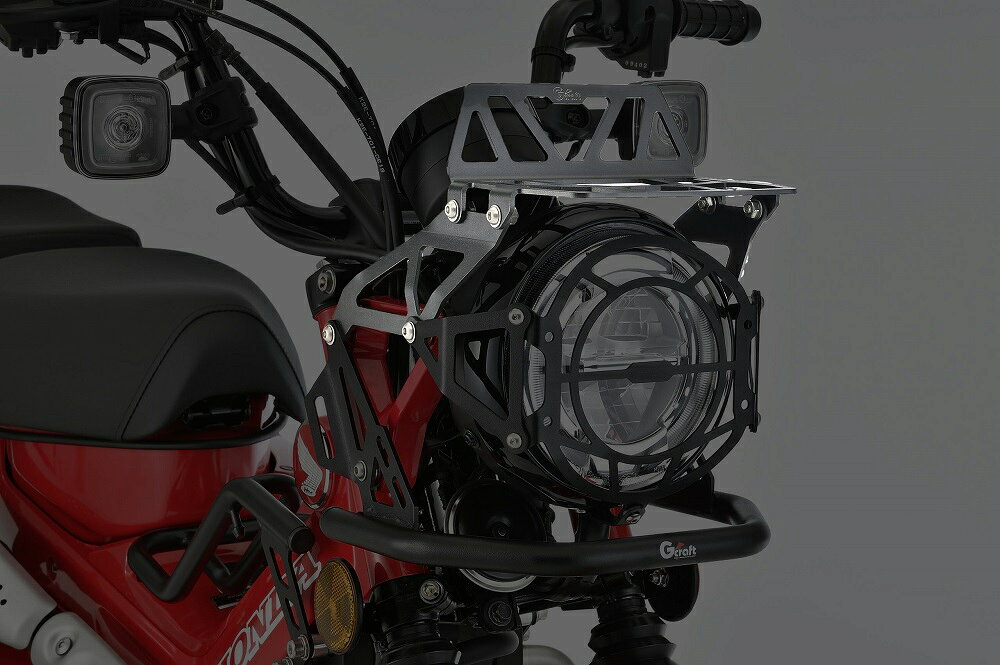 （商品詳細）フロントキャリア CT125(JA55)メーカー品番：32601JANコード：4522285326010ジークラフトG-クラフト フロントキャリア CT125（JA55）◆ヘッドライト上部に装着できるキャリアです◆キャリアのプレ...
