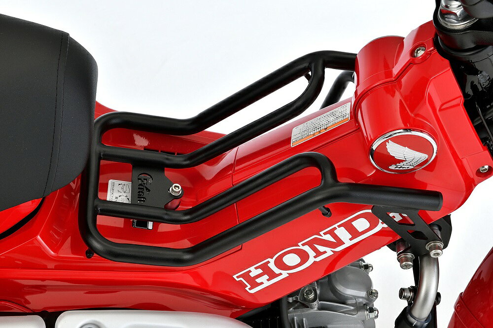 （商品詳細）センターキャリア CT125(JA55)メーカー品番：32607JANコード：4522285326072ジークラフトG-クラフト センターキャリア CT125（JA55）◆センターフレーム上部に装着できるキャリアです◆本体の下部...